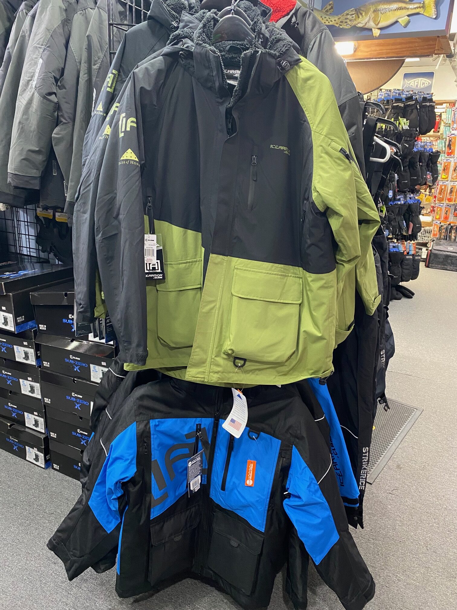 Clam Ice Suits - Dick Smith's Live Bait & Tackle